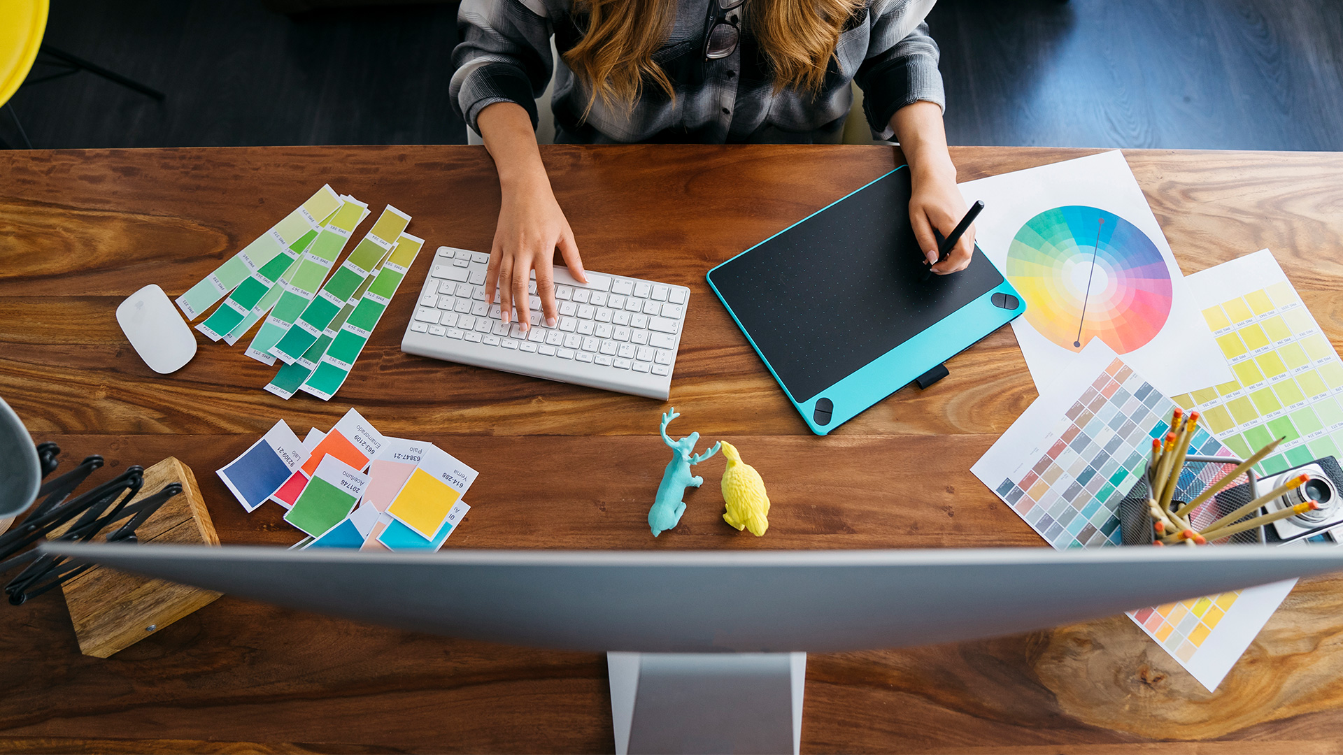 graphic design guide for small businesses | Resourcifi